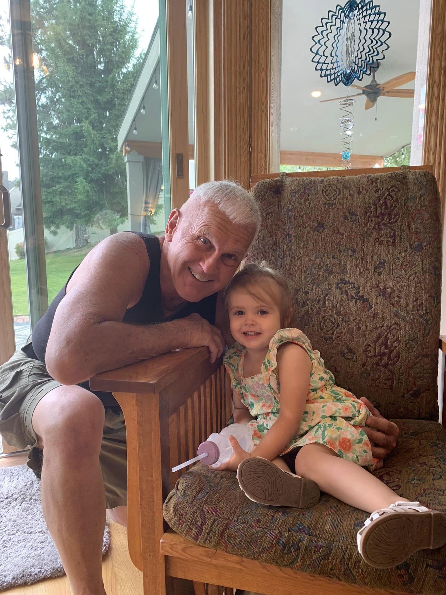 The Kootenai Journal • Bob and granddaughter1